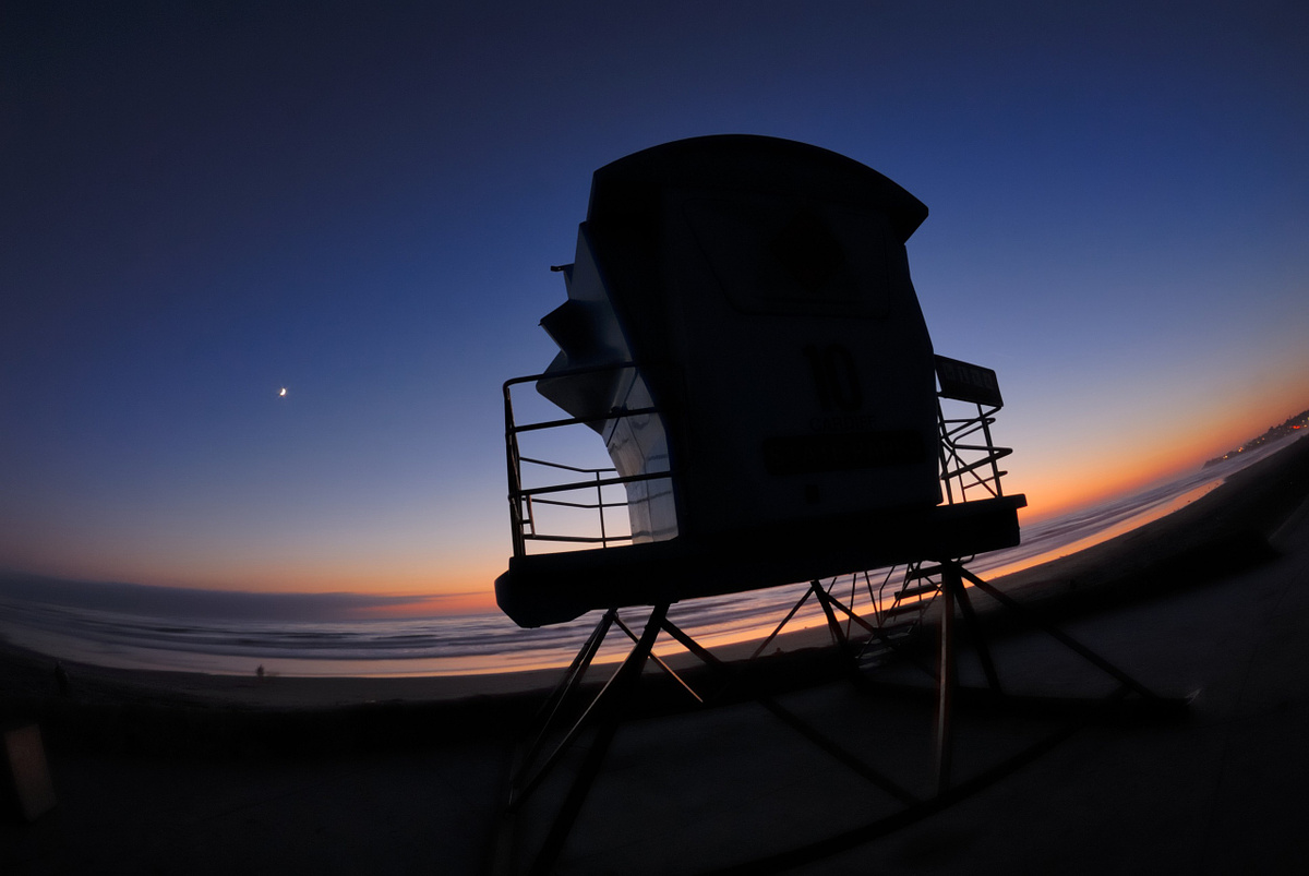 Lifeguard tower photos | Derek Tarr Photography