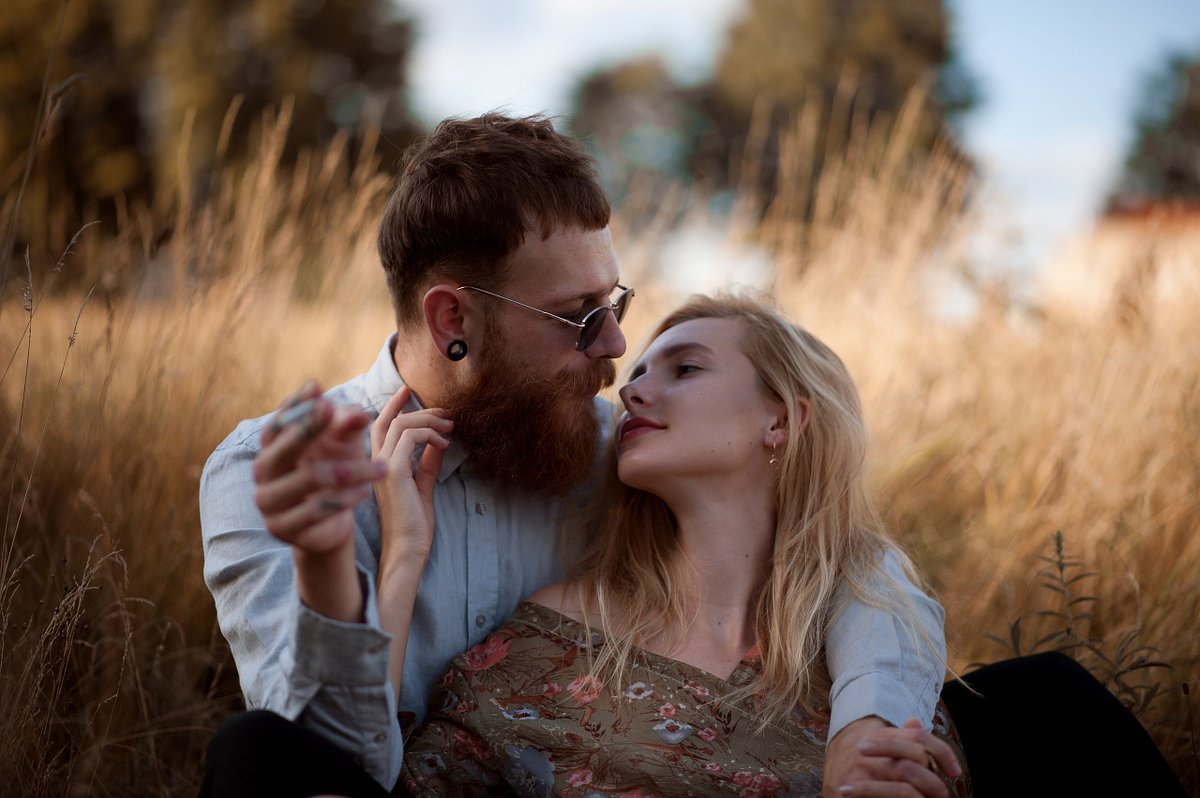 Pre-Wedding & Engagement Photography in Vancouver | Velora Studio | Velora Studio